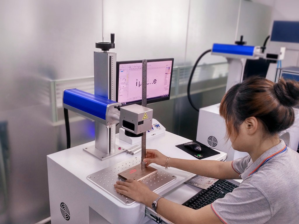 6 Things You Need To Know Before Using A Fiber Laser Marking Machine ...