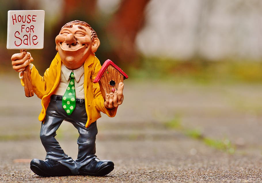 6 Tips and Tricks for Planning an Estate Sale on Your Own - Richannel