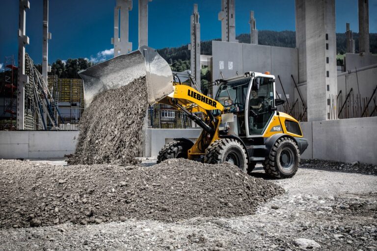 Should You Rent a Compact Loader For Your Landscaping Needs - Richannel