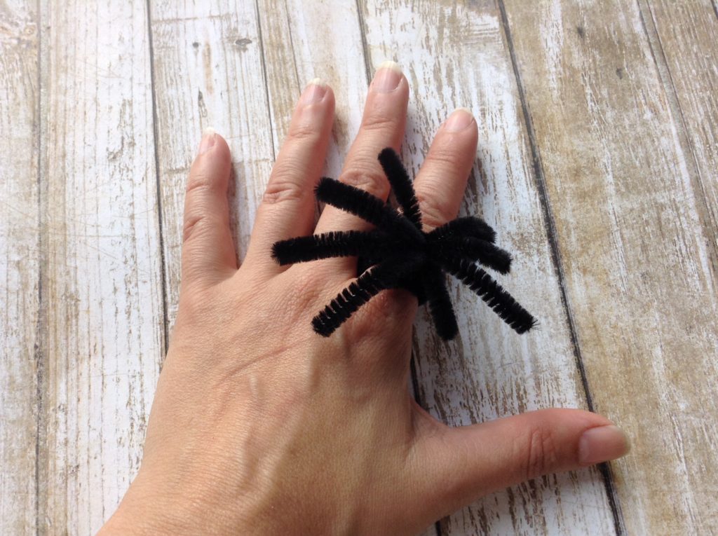 12 Fun Gift Ideas For People Born On Halloween - Richannel