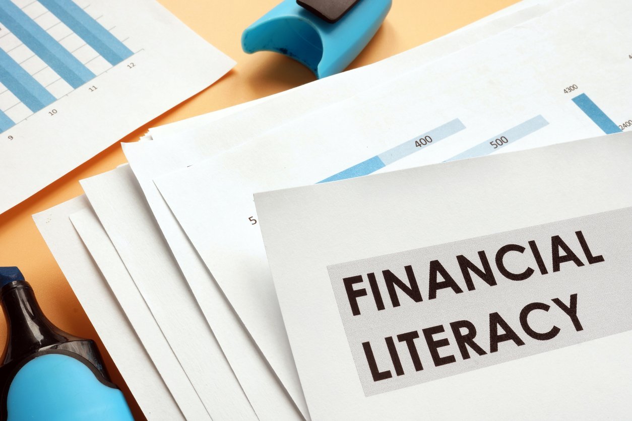The Benefits of Financial Literacy for Business Owners (2024) - Richannel