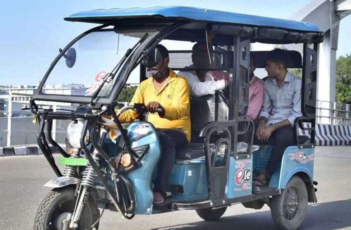 Revolutionizing City Travel: The Rise of Electric Rickshaw Bikes ...