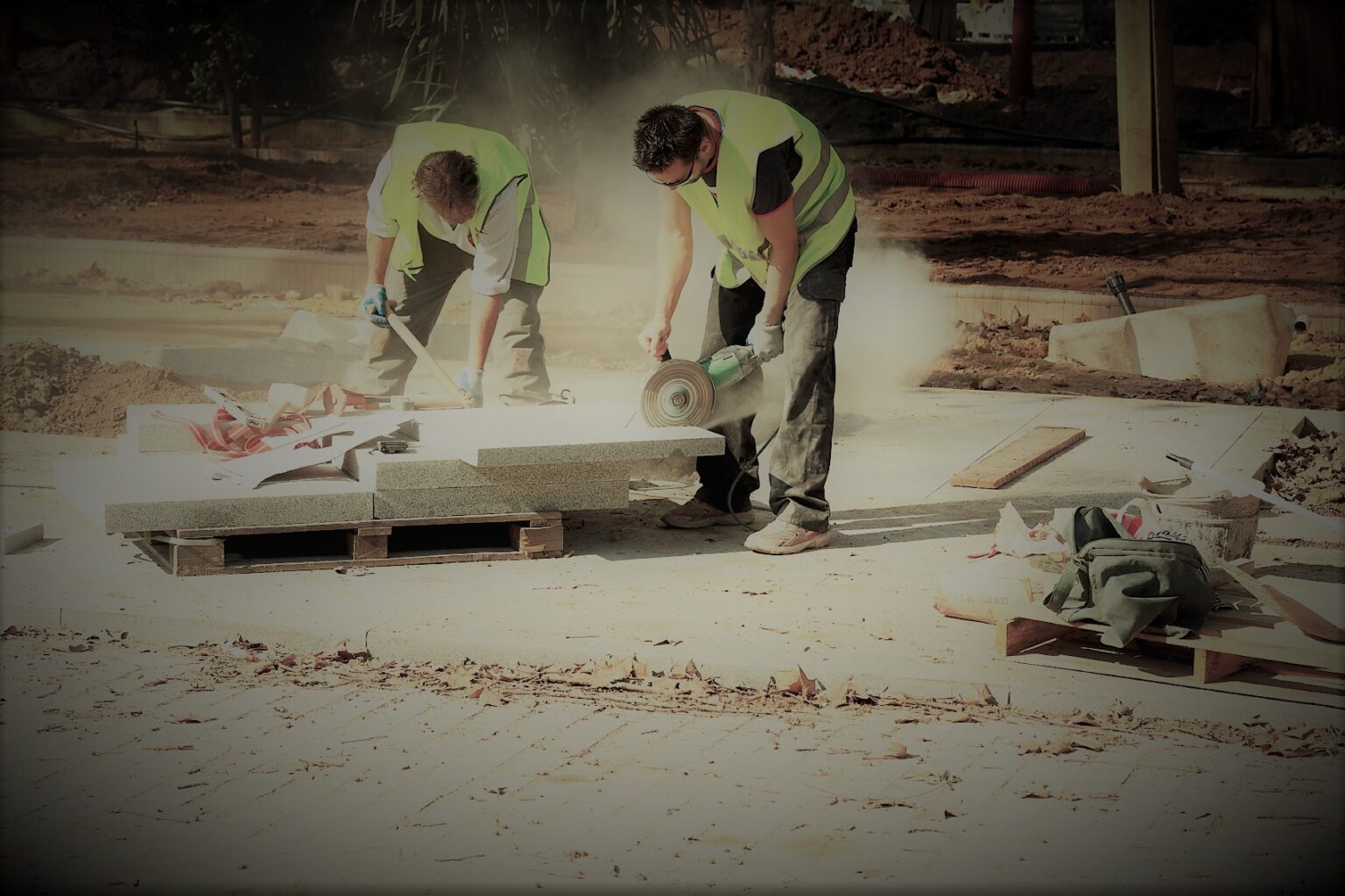 How to Prevent Dust-Related Health Issues in Your Workplace - Richannel